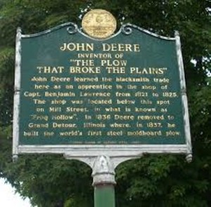 10 Interesting John Deere Facts | My Interesting Facts